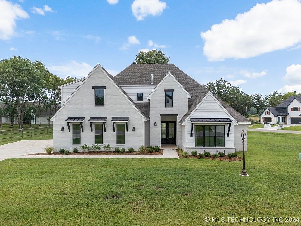 19110 E White Willow Pass, Owasso, OK 74055 | Zillow