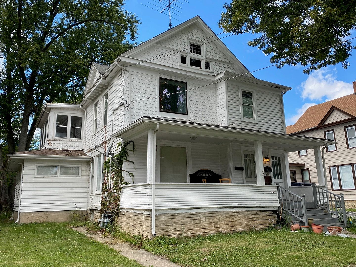 435 5th St, Aurora, IL 60505 | Zillow