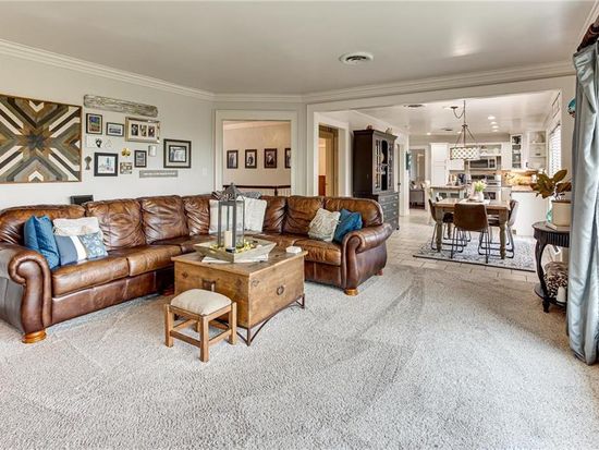 10 Pemford Pl, Liberty, MO 64068 | Zillow