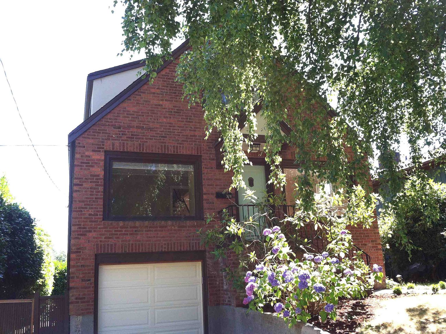 3711 NE 43rd St, Seattle, WA 98105 | Zillow