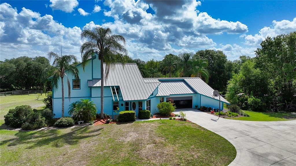 7677 Saddle Creek Trl, Sarasota, FL 34241 | Zillow