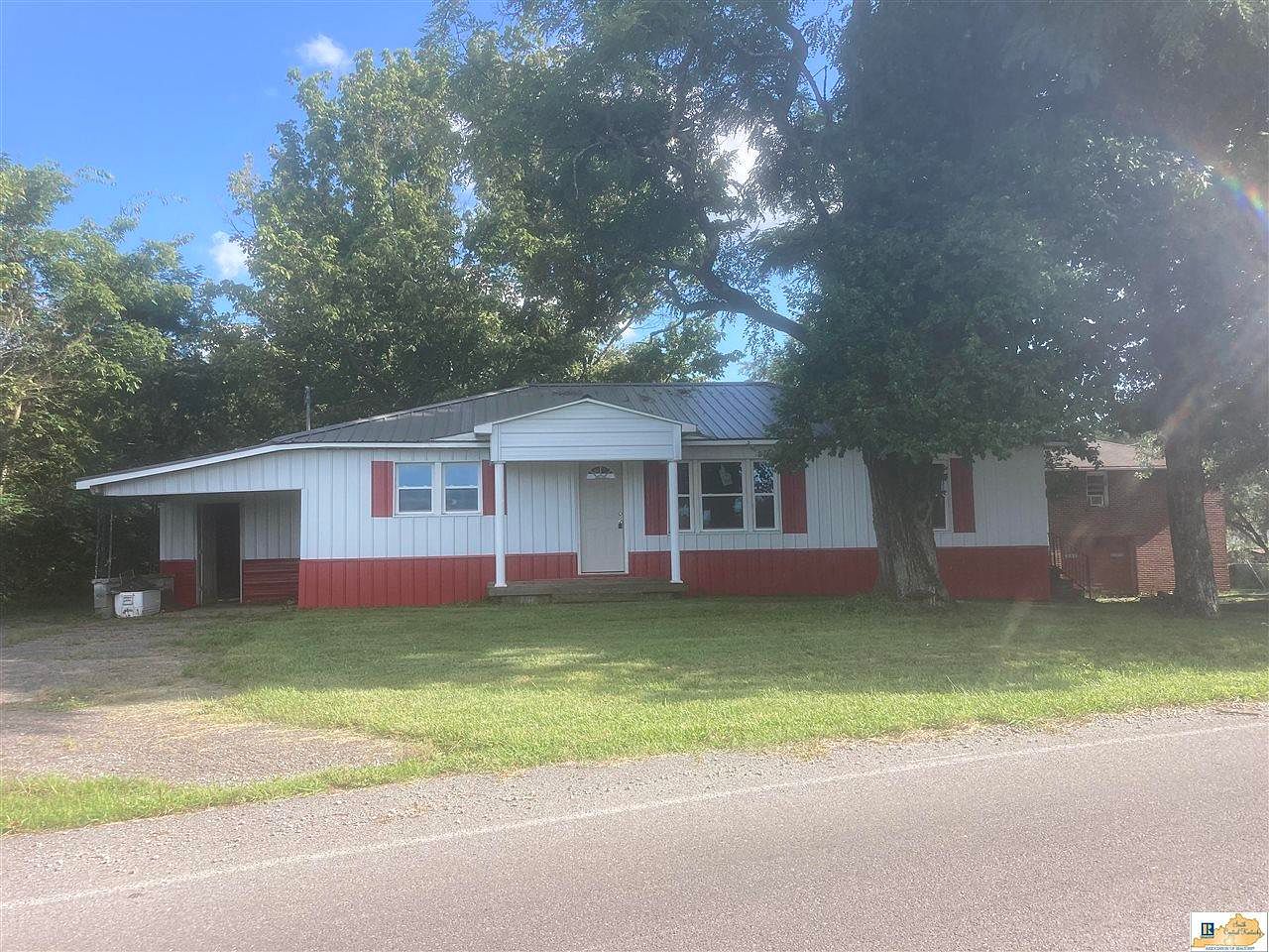 125 Radio Station Rd, Tompkinsville, KY 42167 | Zillow