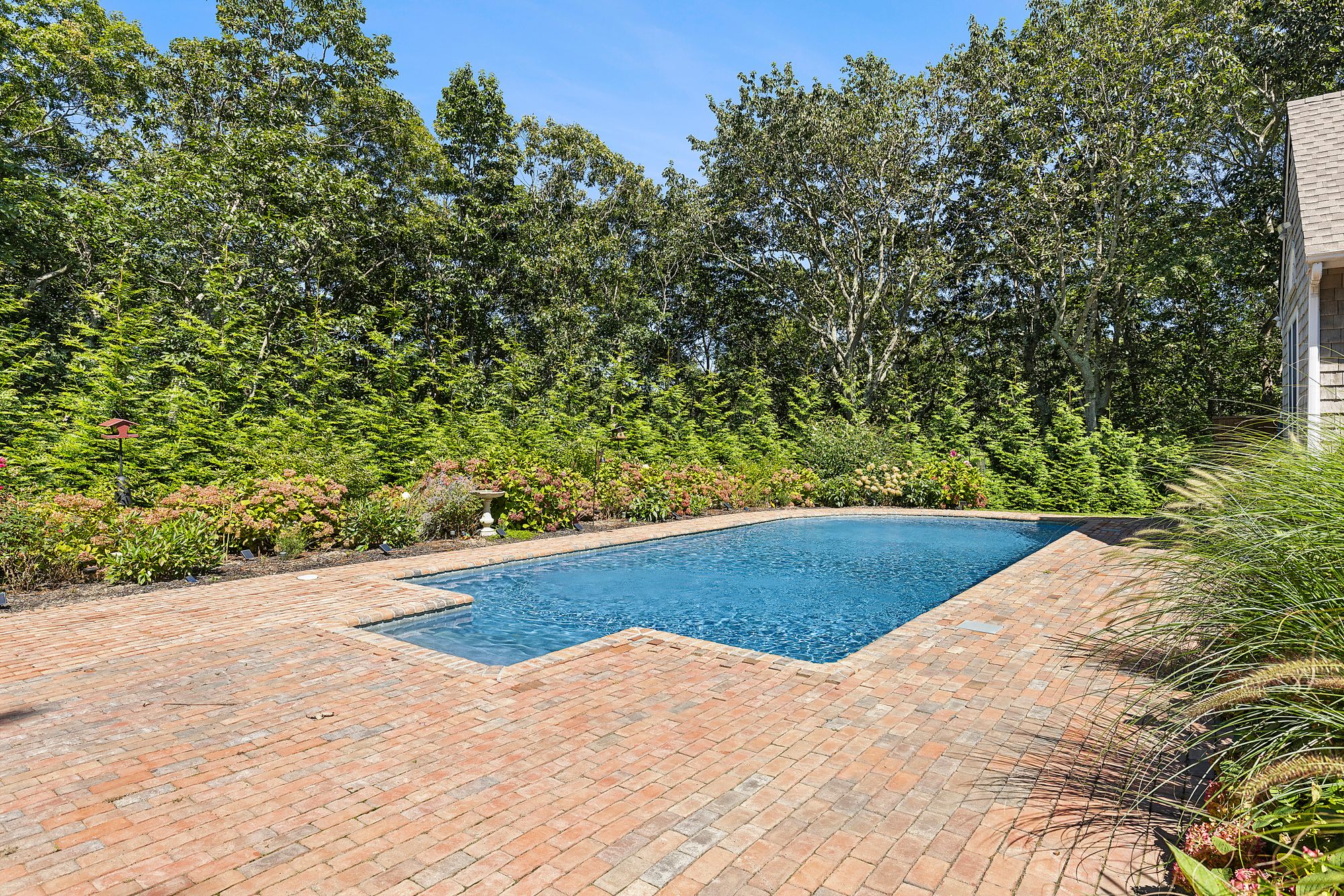 2 Augies Path, East Hampton, NY 11937 | Out East