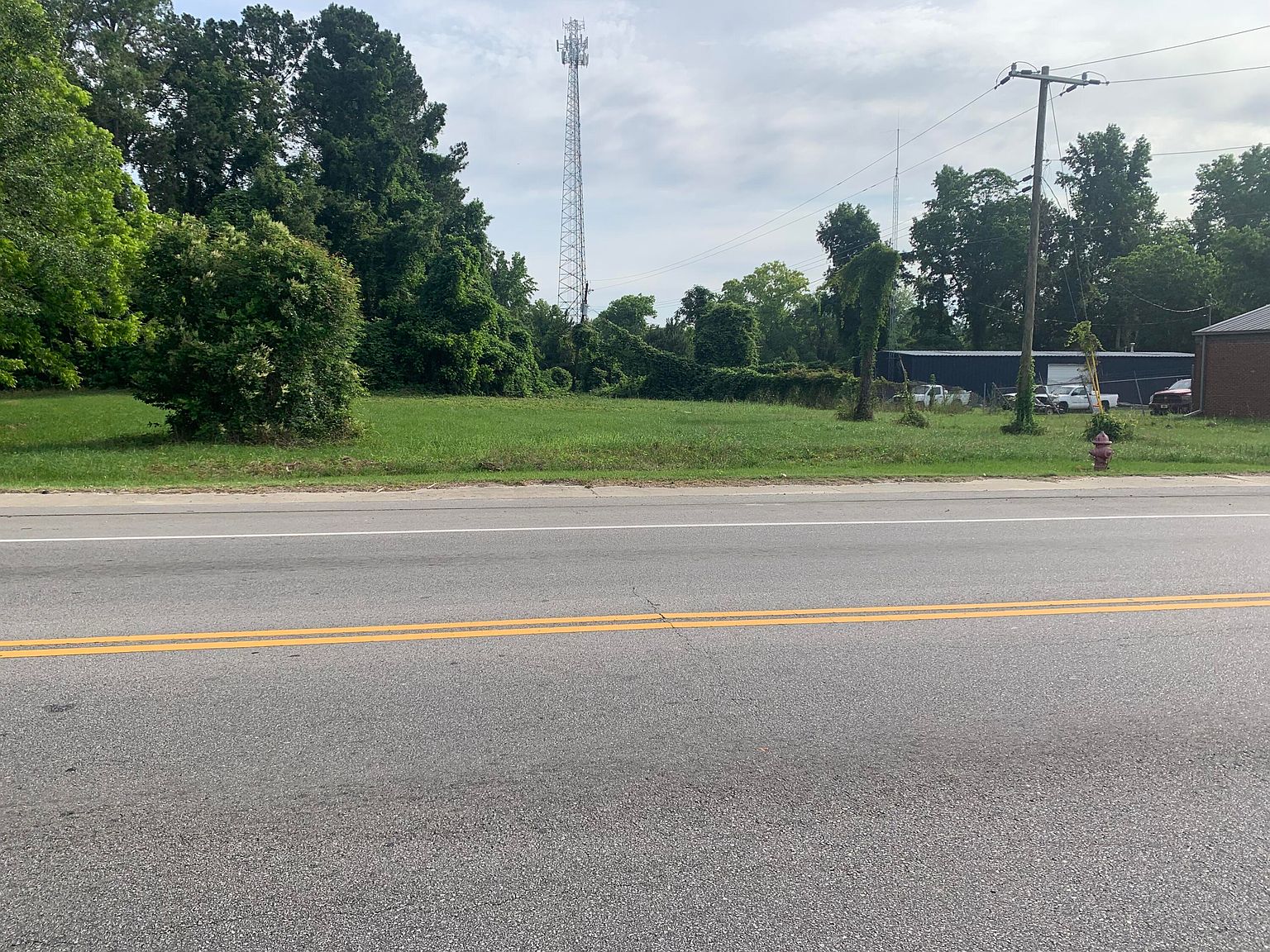 205 E Boyce St, Manning, SC 29102 | MLS #25013891 | Zillow