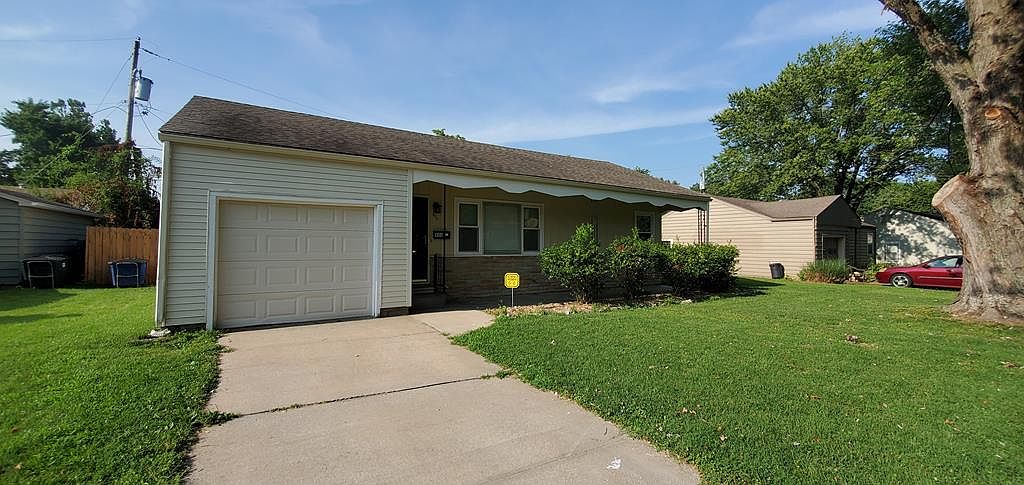 406 Utah St, Pittsburg, KS 66762 | Zillow