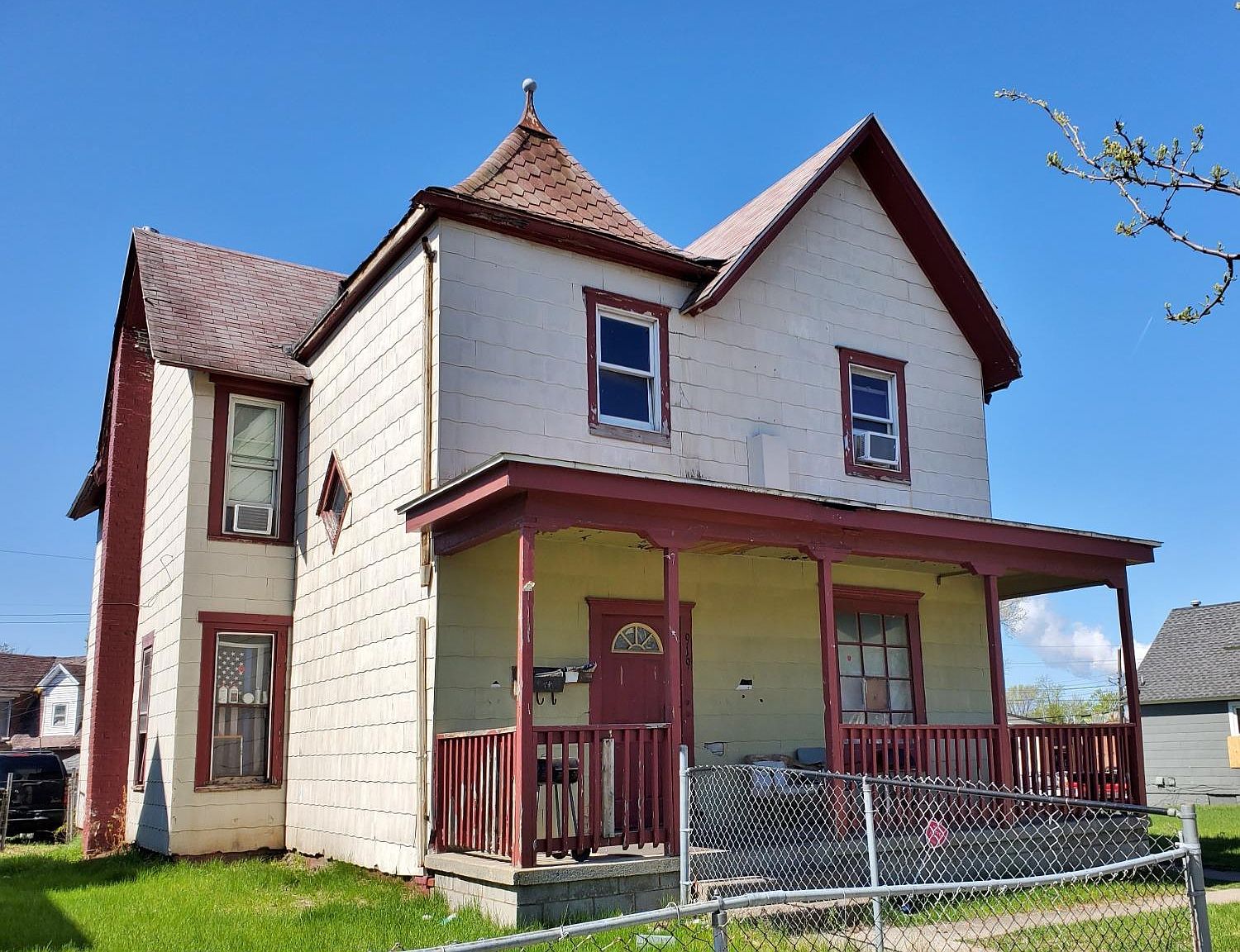 919 E Michigan Blvd, Michigan City, IN 46360 | MLS #529387 | Zillow