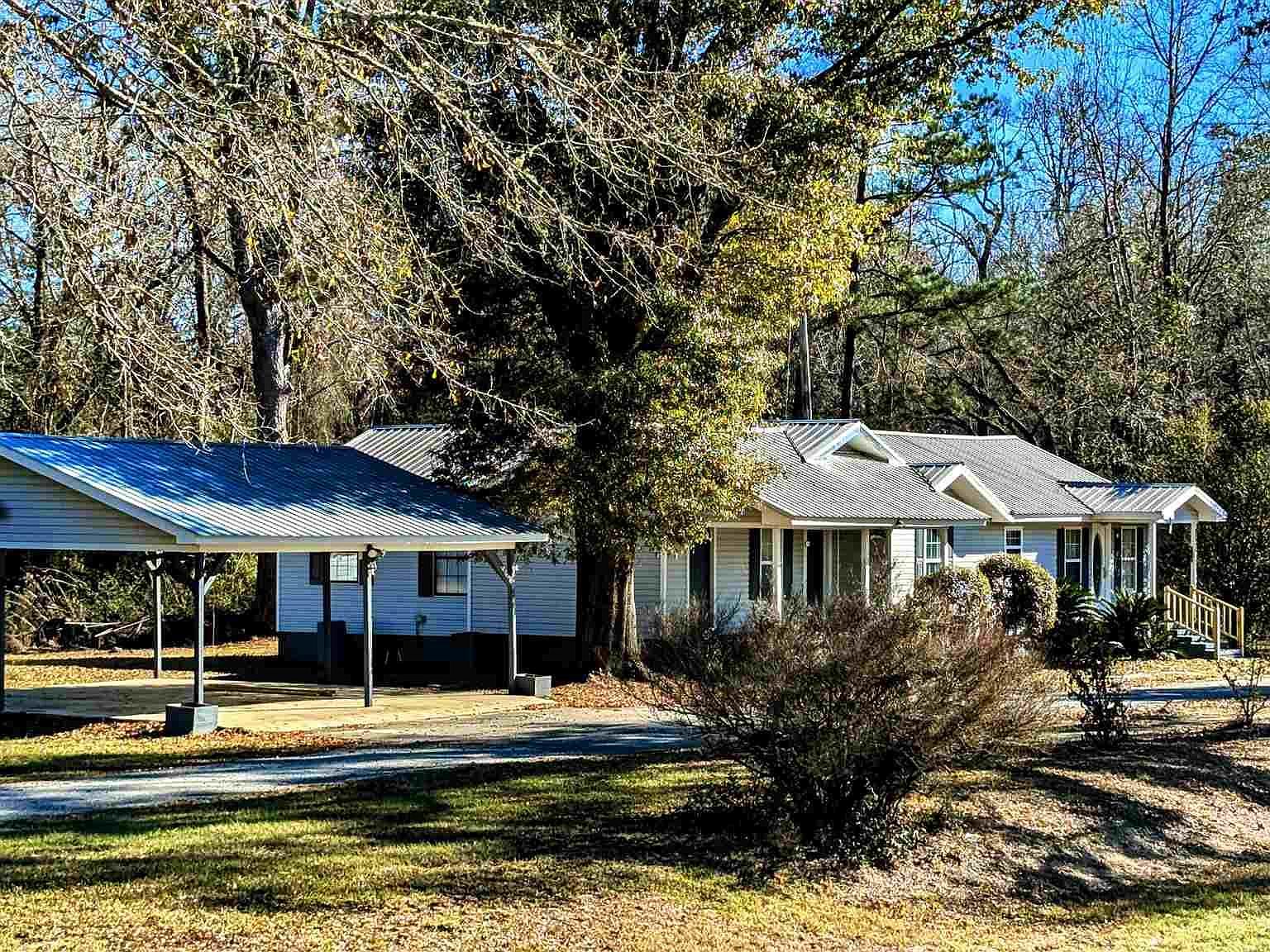29744 Highway 17, Millry, AL 36558 | Zillow