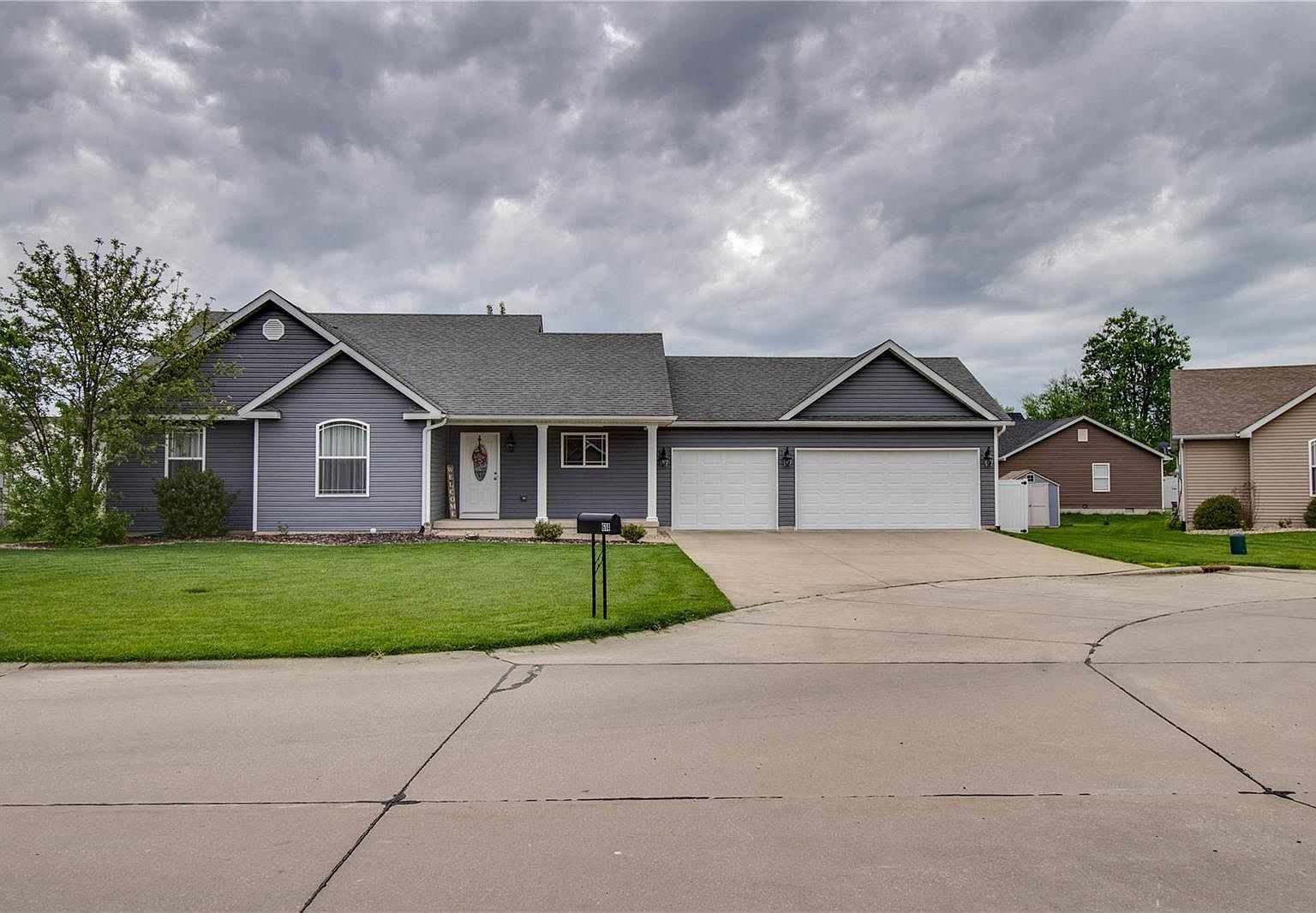 614 Tradewinds Ct, Jerseyville, IL 62052 | Zillow