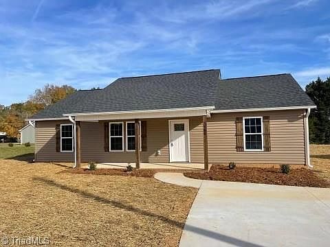 101 Garden St, Thomasville, NC 27360 | Zillow