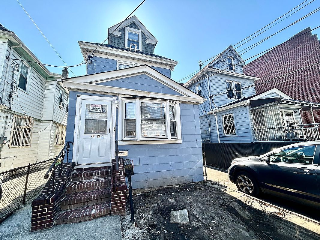 94-24 53rd Ave UNIT PENTHOUSE, Elmhurst, NY 11373 | MLS #S1758576 | Zillow
