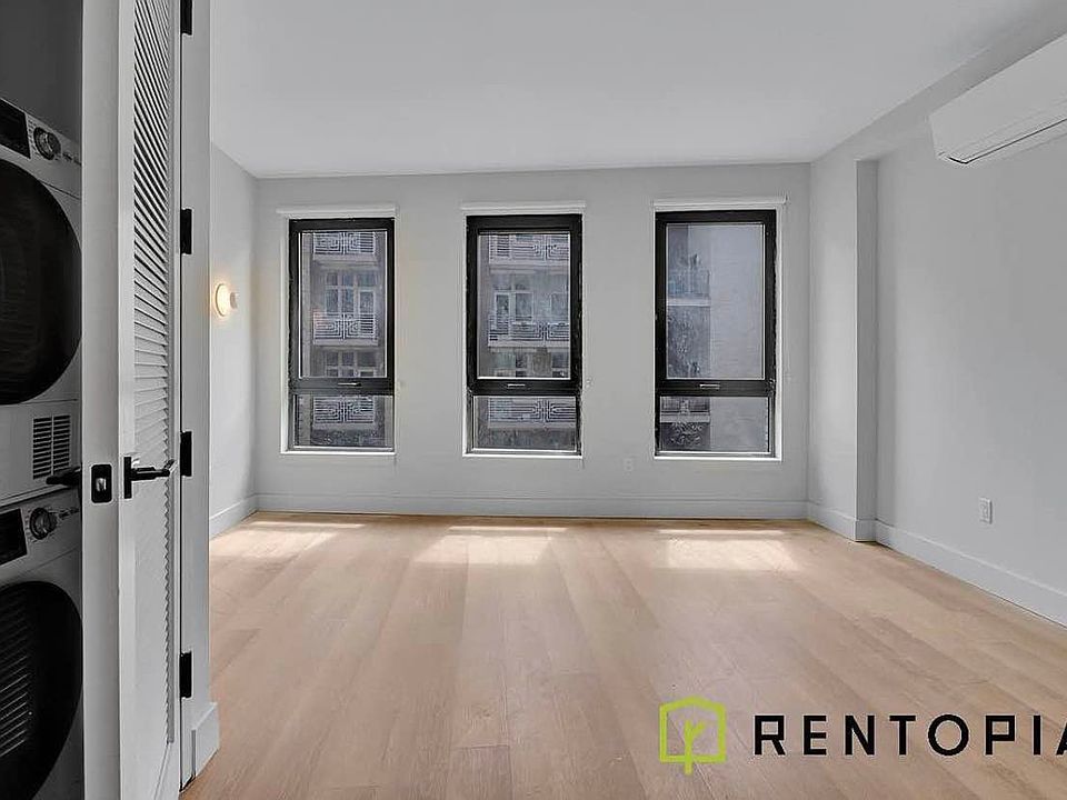 130 Hope St Brooklyn NY | Zillow