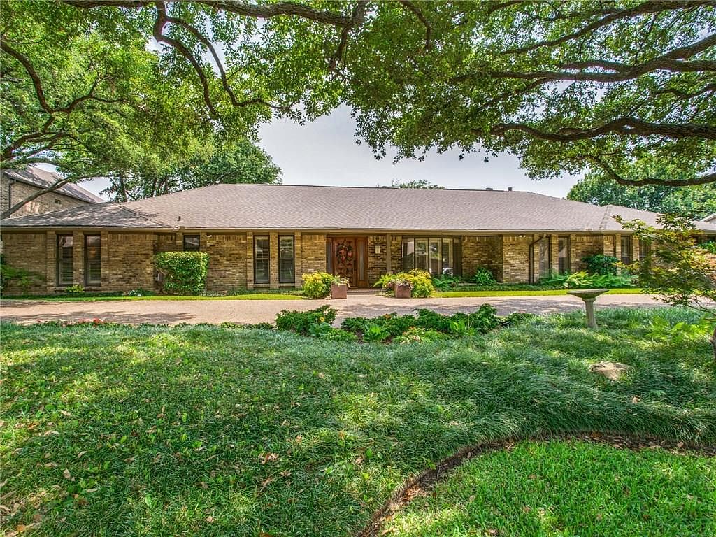 3940 Hockaday Dr, Dallas, TX 75229 | Zillow