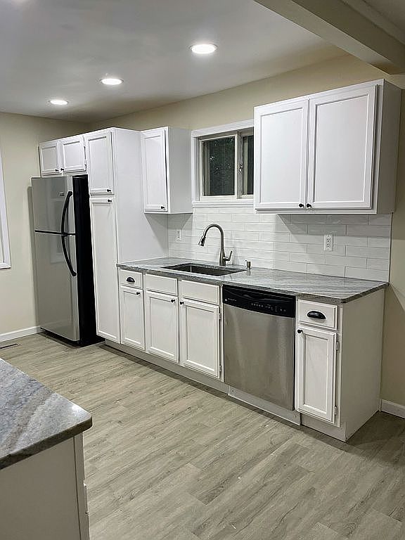 4290 Maybee Rd, Orion, MI 48359 | Zillow