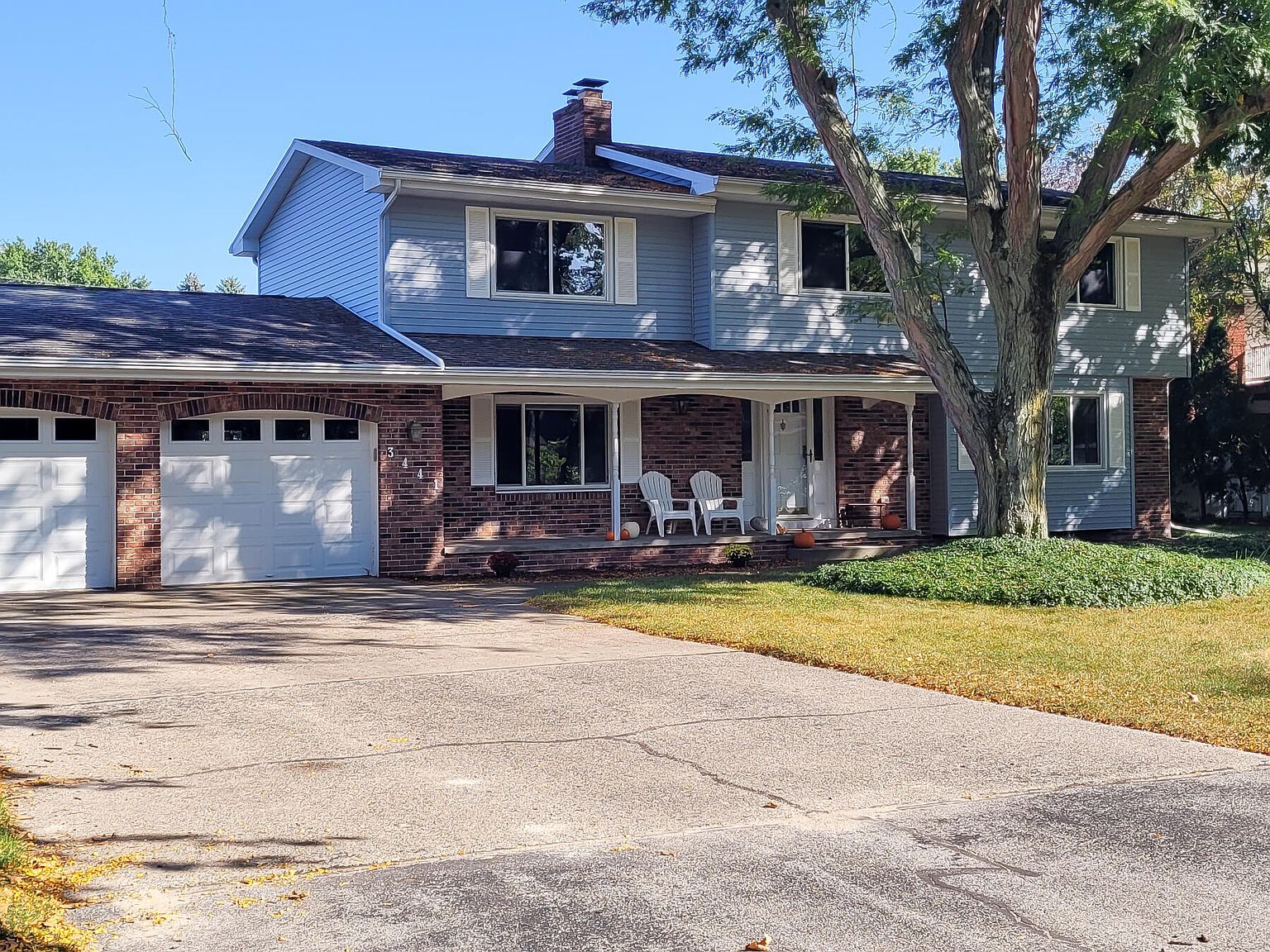3441 W Valley View Dr, Saint Joseph, MI 49085 | MLS #23137000 | Zillow