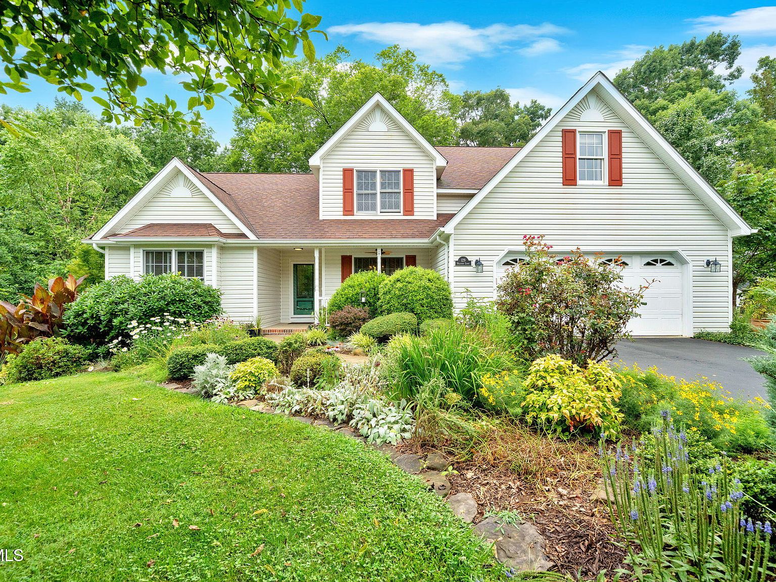 129 Hillview Ct, Gray, TN 37615 | Zillow