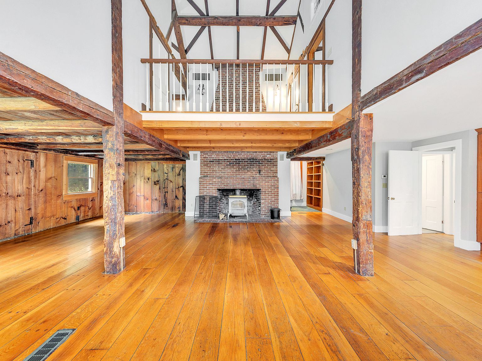 88 Pleasant St #C, Groton, MA 01450 | Zillow