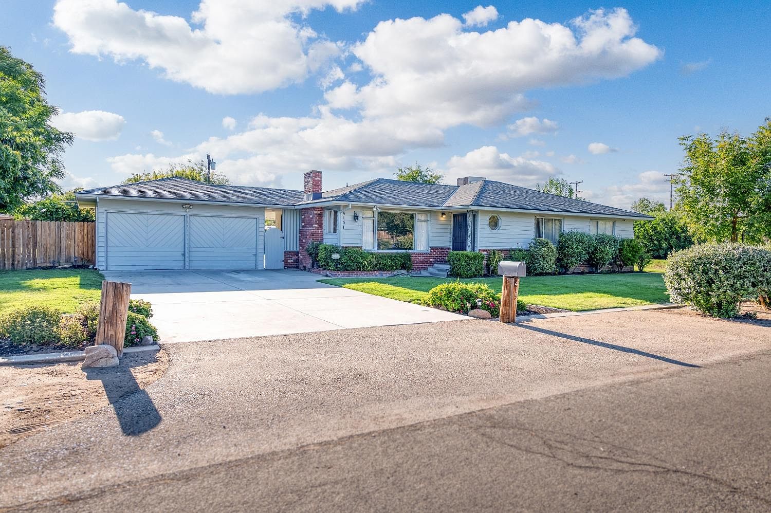 4151 N Perry Way, Fresno, CA 93727 | Zillow