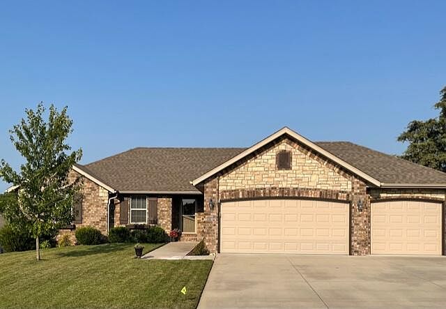 1188 South Erika Avenue, Springfield, MO 65802 | Zillow
