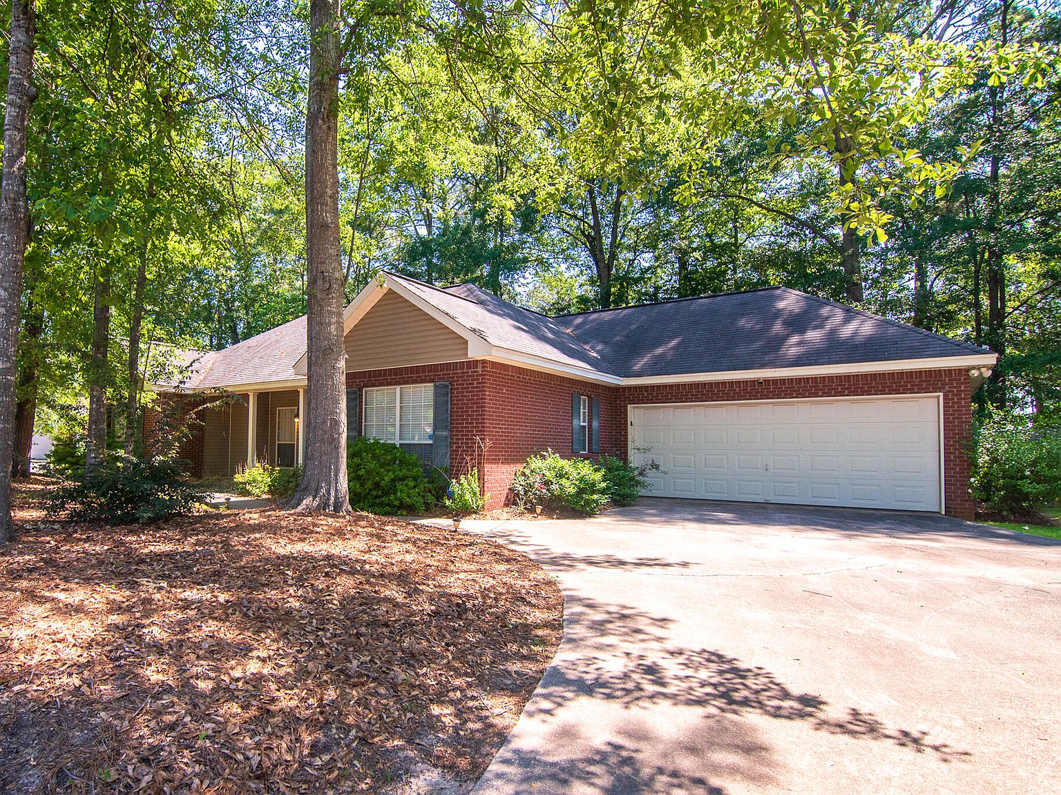 820 Hillendale Dr, Hattiesburg, MS 39402 | Zillow