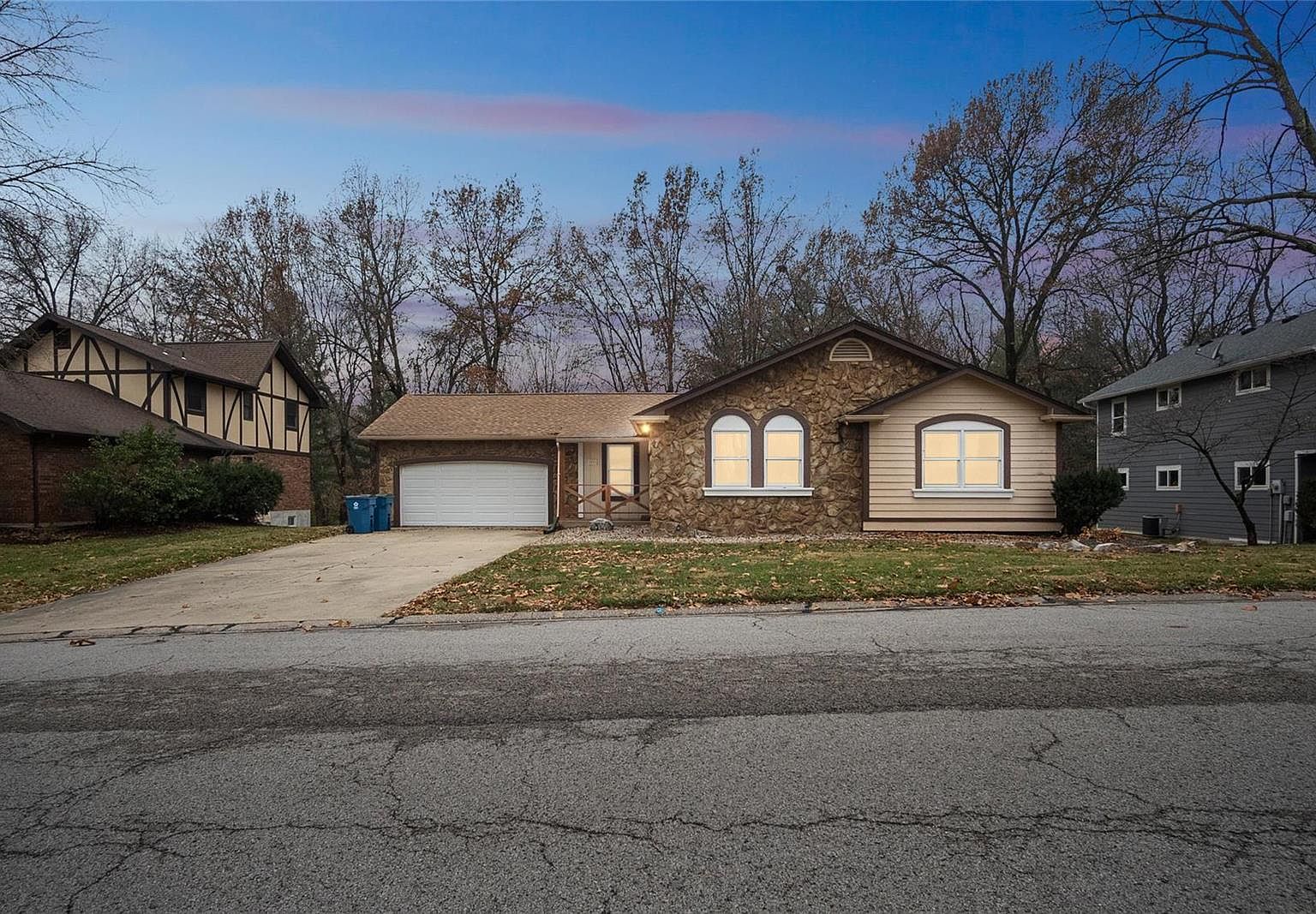 2019 Mapleleaf Dr, Collinsville, IL 62234 | Zillow