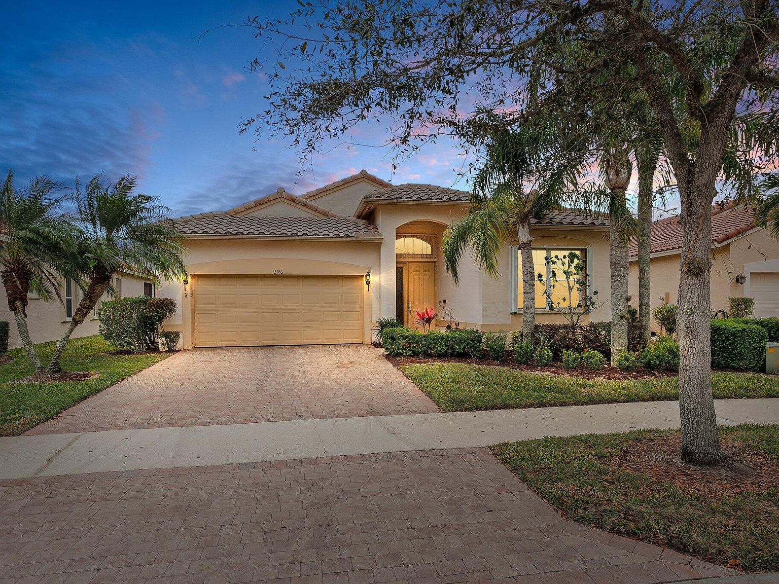 396 NW Springview Loop, Port Saint Lucie, FL 34986 | MLS #RX-10871643 ...