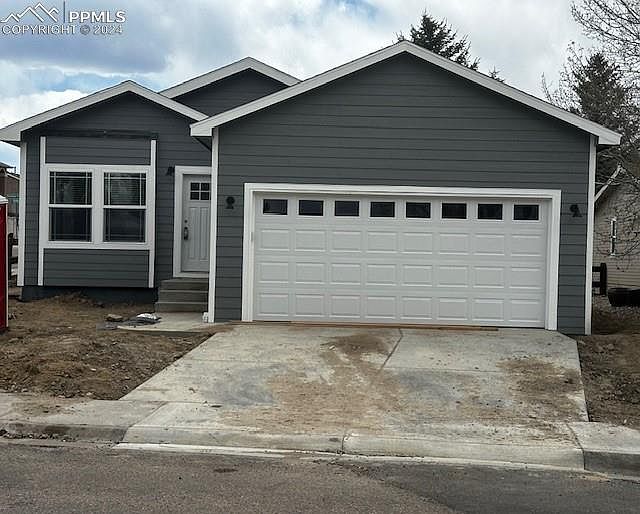 4108 Gray Fox Hts, Colorado Springs, CO 80922 | MLS #2405287 | Zillow