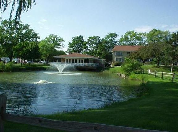 5901 W Brown Deer Rd UNIT 111, Milwaukee, WI 53223 | Zillow