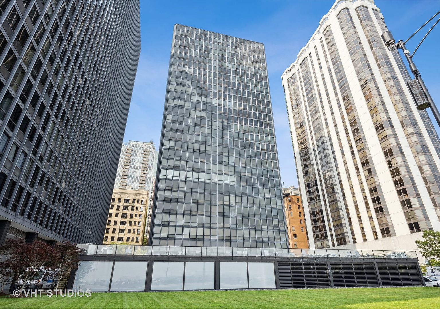 910 N Lake Shore Dr APT 1417, Chicago, IL 60610 | Zillow