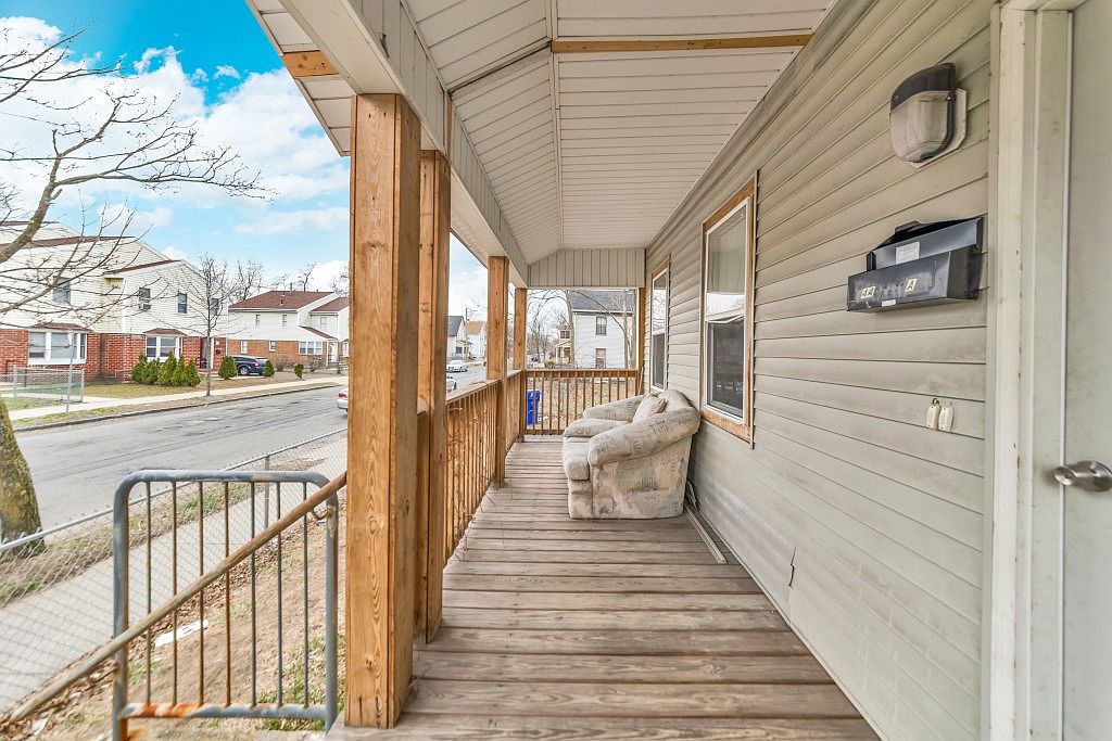 144 King St, Springfield, MA 01109 | Zillow