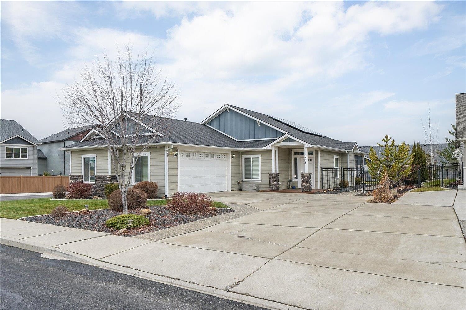 245 S Legacy Ridge Dr, Liberty Lake, WA 99019 | Zillow
