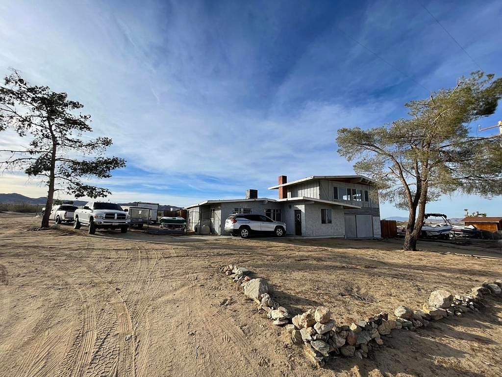 56992 Encantado Rd, Landers, CA 92285 | Zillow