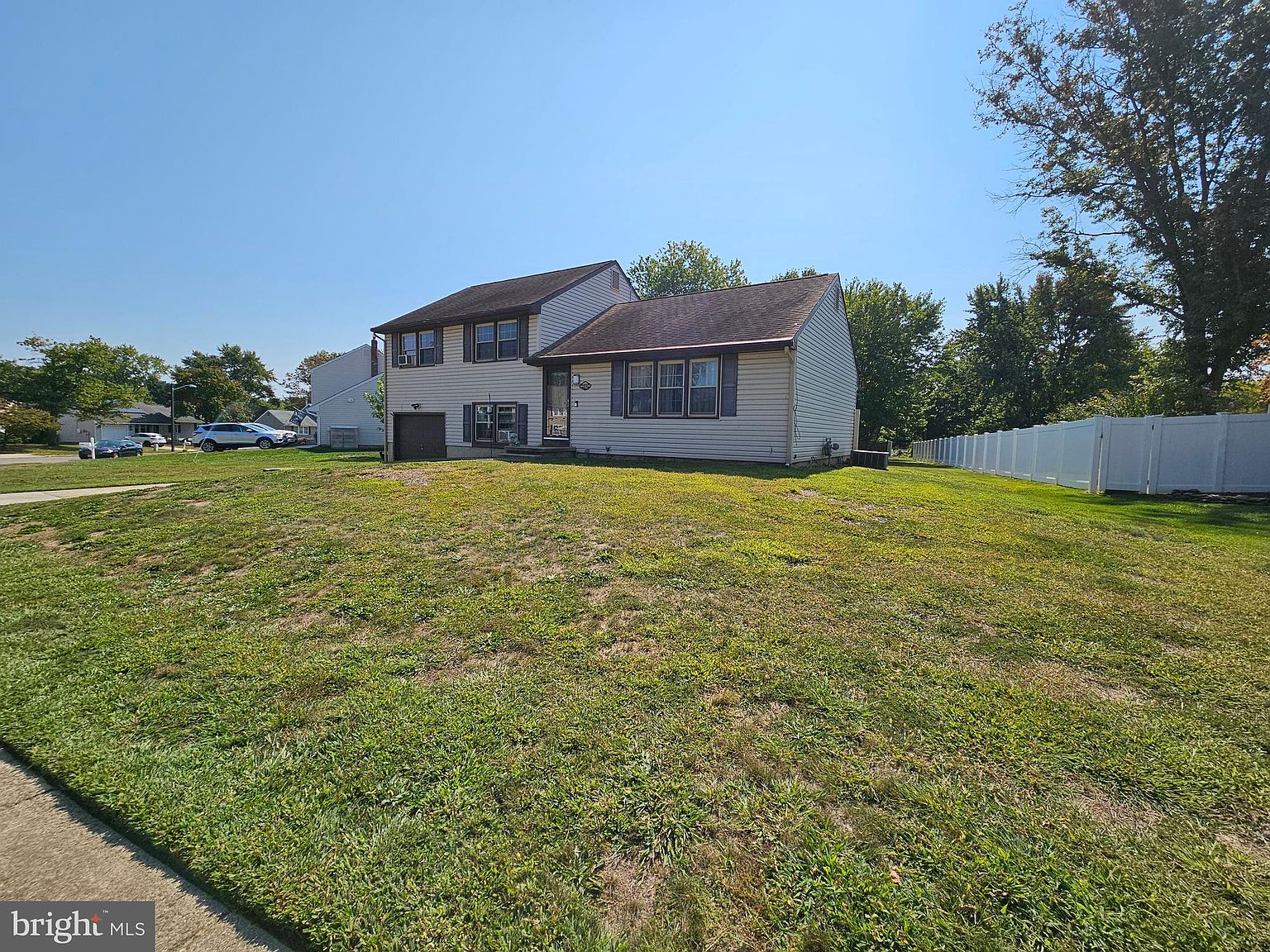 213 Farmington Rd, Delran, NJ 08075 | Zillow