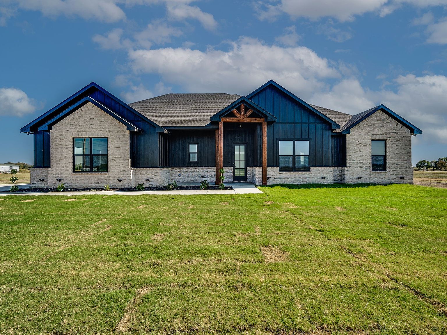 1051 Trumbull Rd, Ferris, TX 75125 | Zillow