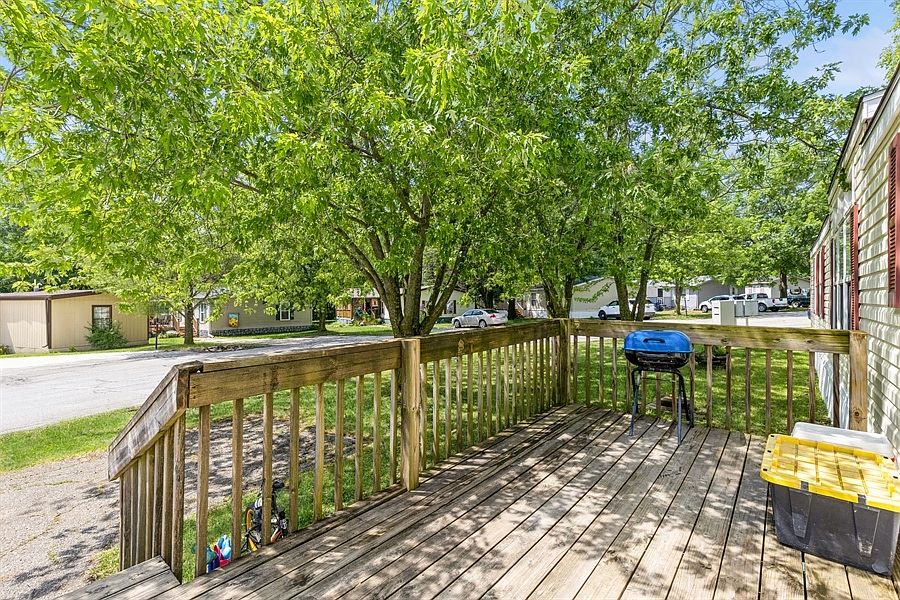 7500 Bloomfield Rd #86, Des Moines, IA 50320 | Zillow