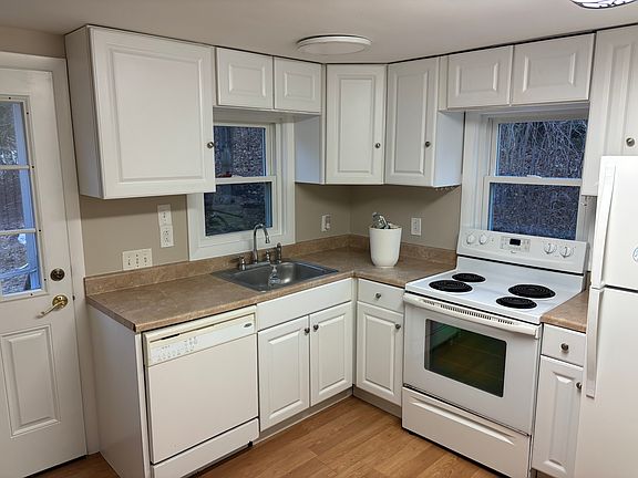 1A Jacob Perry Dr, Charlestown, RI 02813 | Zillow