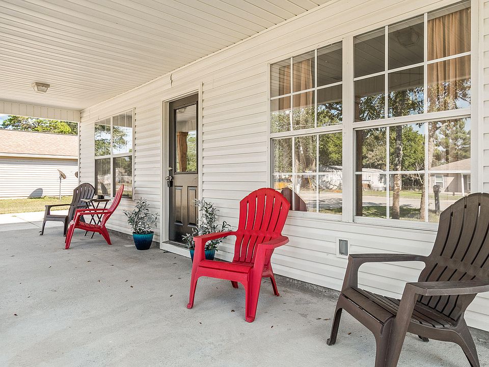 1369 Oakwood Lakes Blvd, Defuniak Springs, FL 32433 | MLS #918284 | Zillow