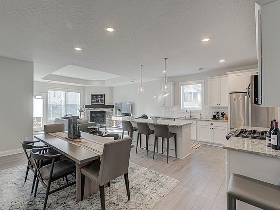 3335 Mulberry Bay, Woodbury, MN 55129 | MLS #6685469 | Zillow