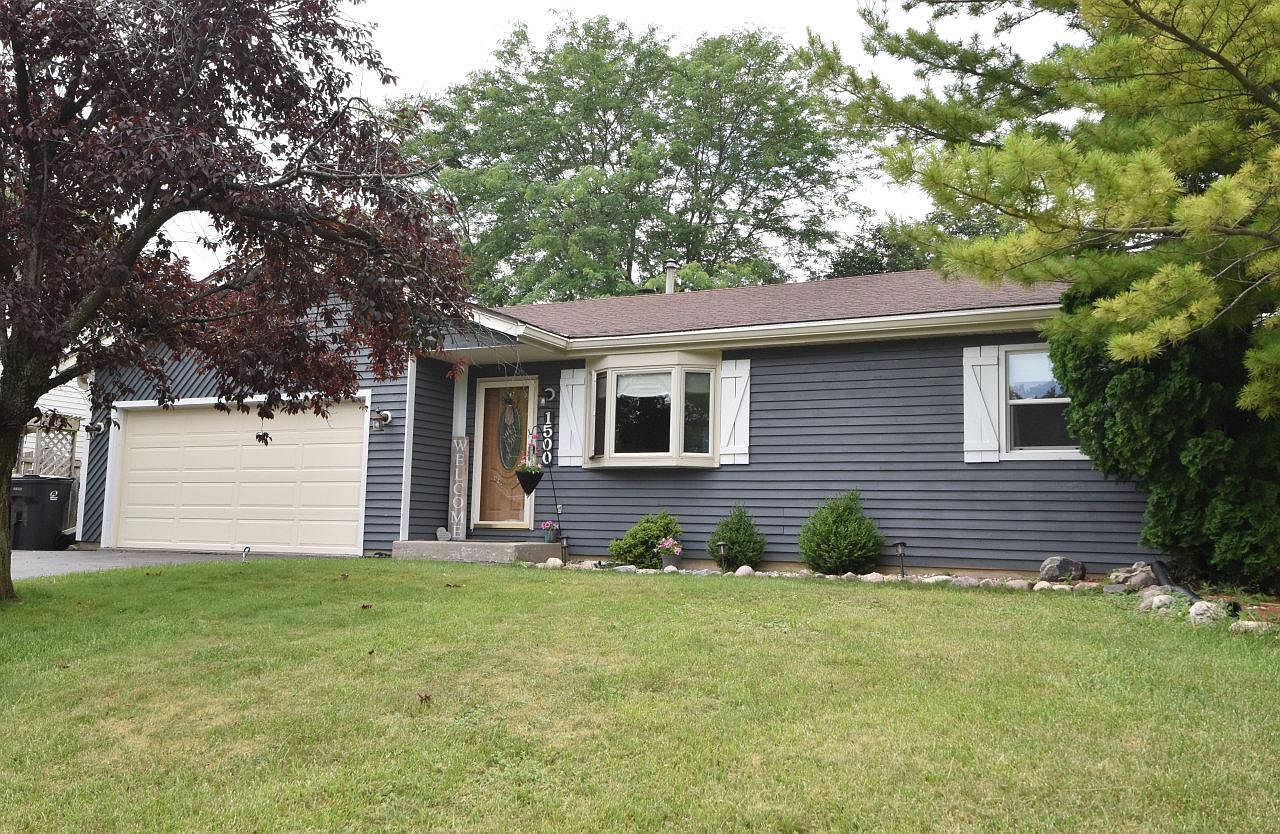 1500 Renee DRIVE, Racine, WI 53406 | MLS #1842781 | Zillow