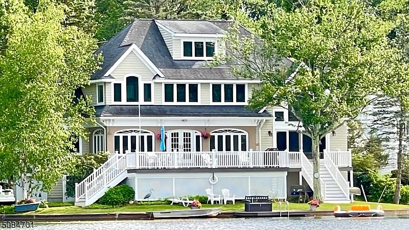 19 Cedar Lake E, Denville, NJ 07834 | Zillow