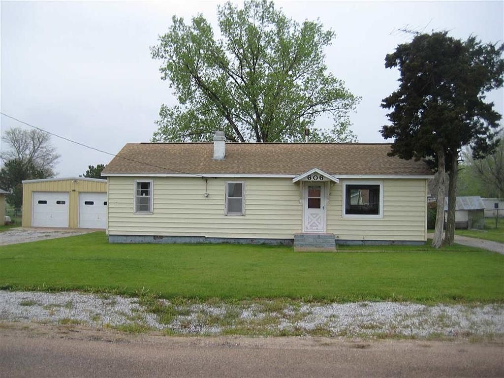 606 9th St, Overton, NE 68863 | Zillow