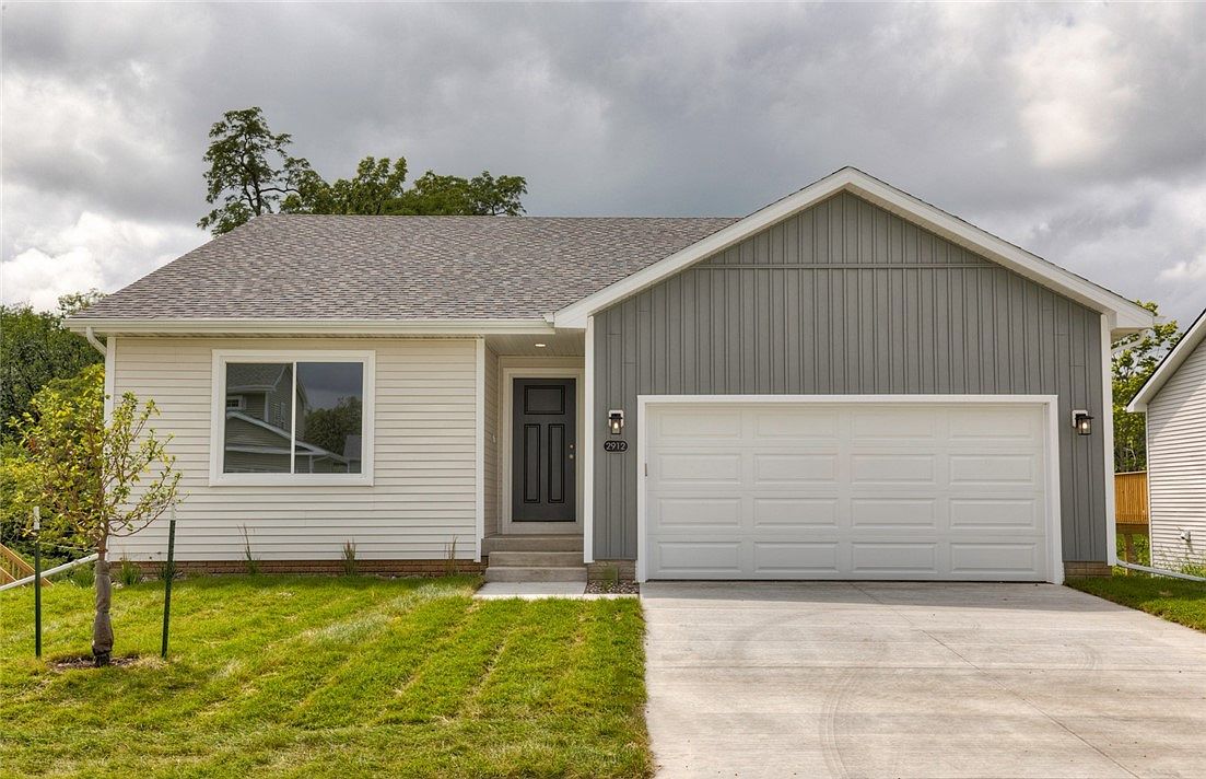 2912 River Ridge Rd, Des Moines, IA 50320 | Zillow