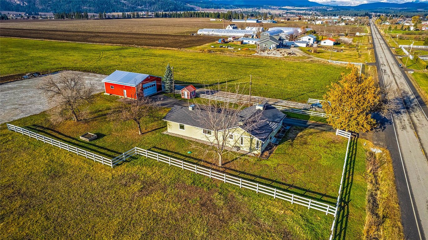 1829 Pleasant Valley Rd, Spallumcheen, BC V0E 1B2 | MLS #10342850 | Zillow