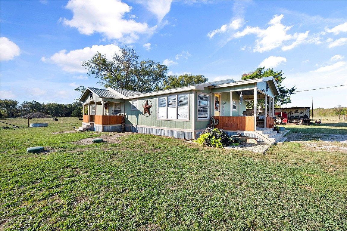 5669 NW County Road 2260, Barry, TX 75102 | MLS #20460312 | Zillow