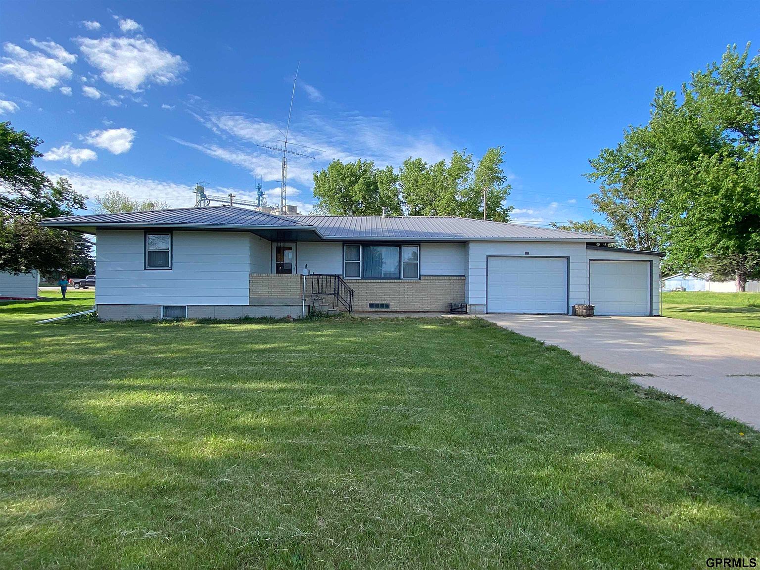602 Frost St, Daykin, NE 68338 | Zillow