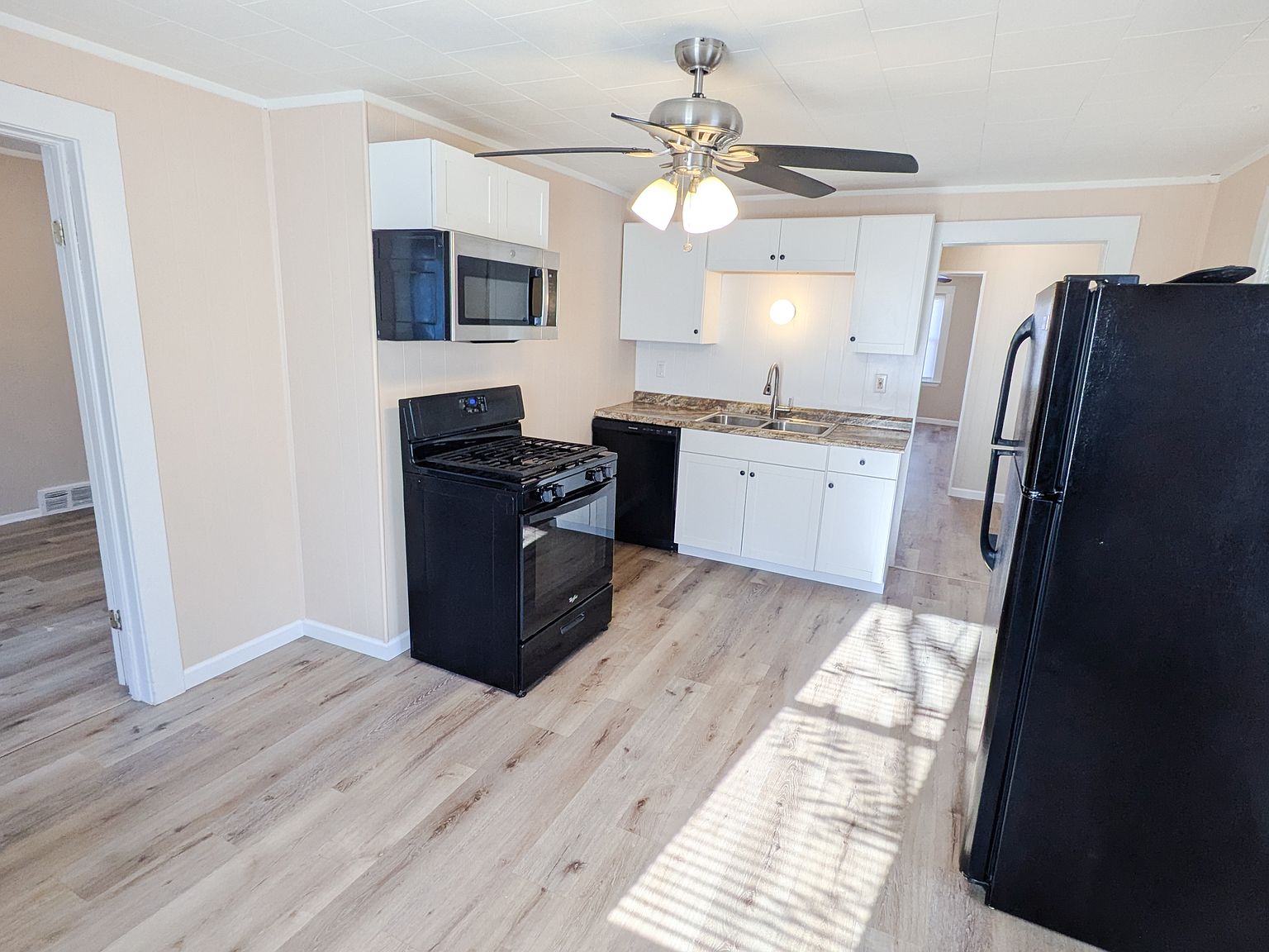 12510 Plover St Unit 2, Lakewood, OH 44107 | Zillow