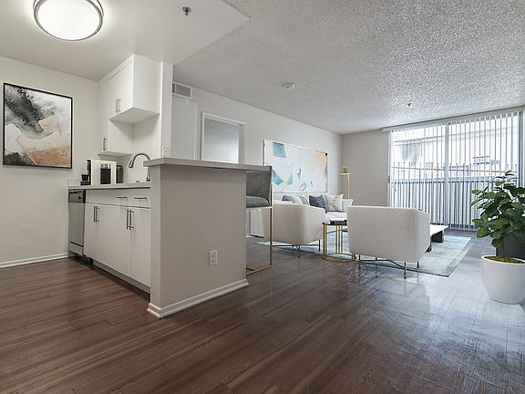 333 S Catalina St #429, Los Angeles, CA 90020 | Zillow