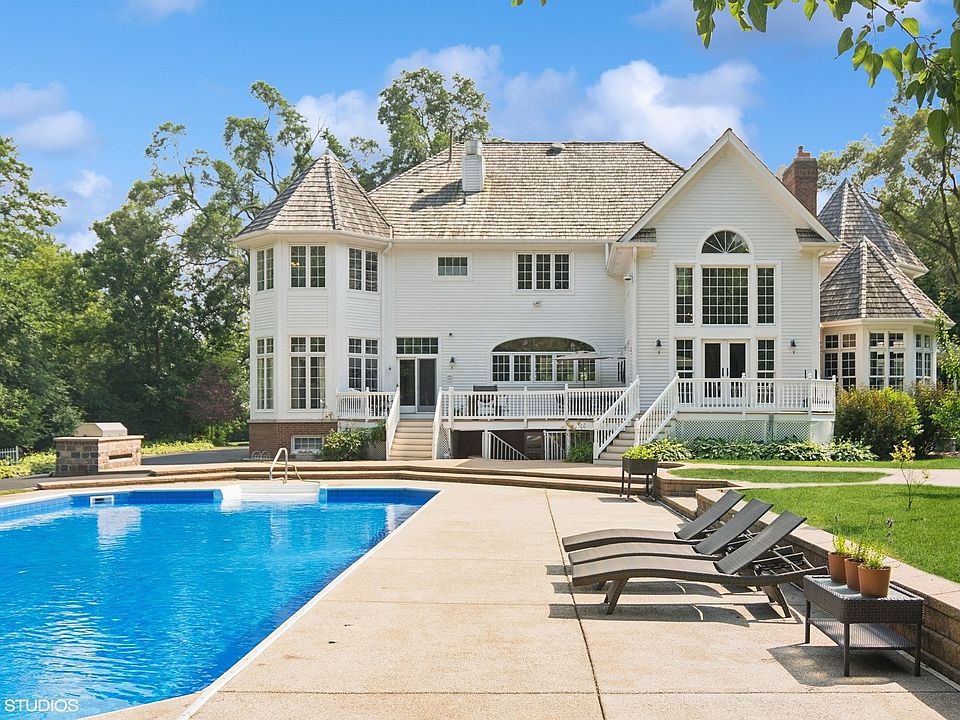 2375 Checker Rd, Long Grove, IL 60047 | Zillow