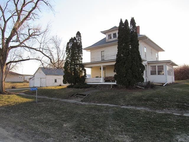 12591 Saint Paul St, Center Junction, IA 52212 | Zillow
