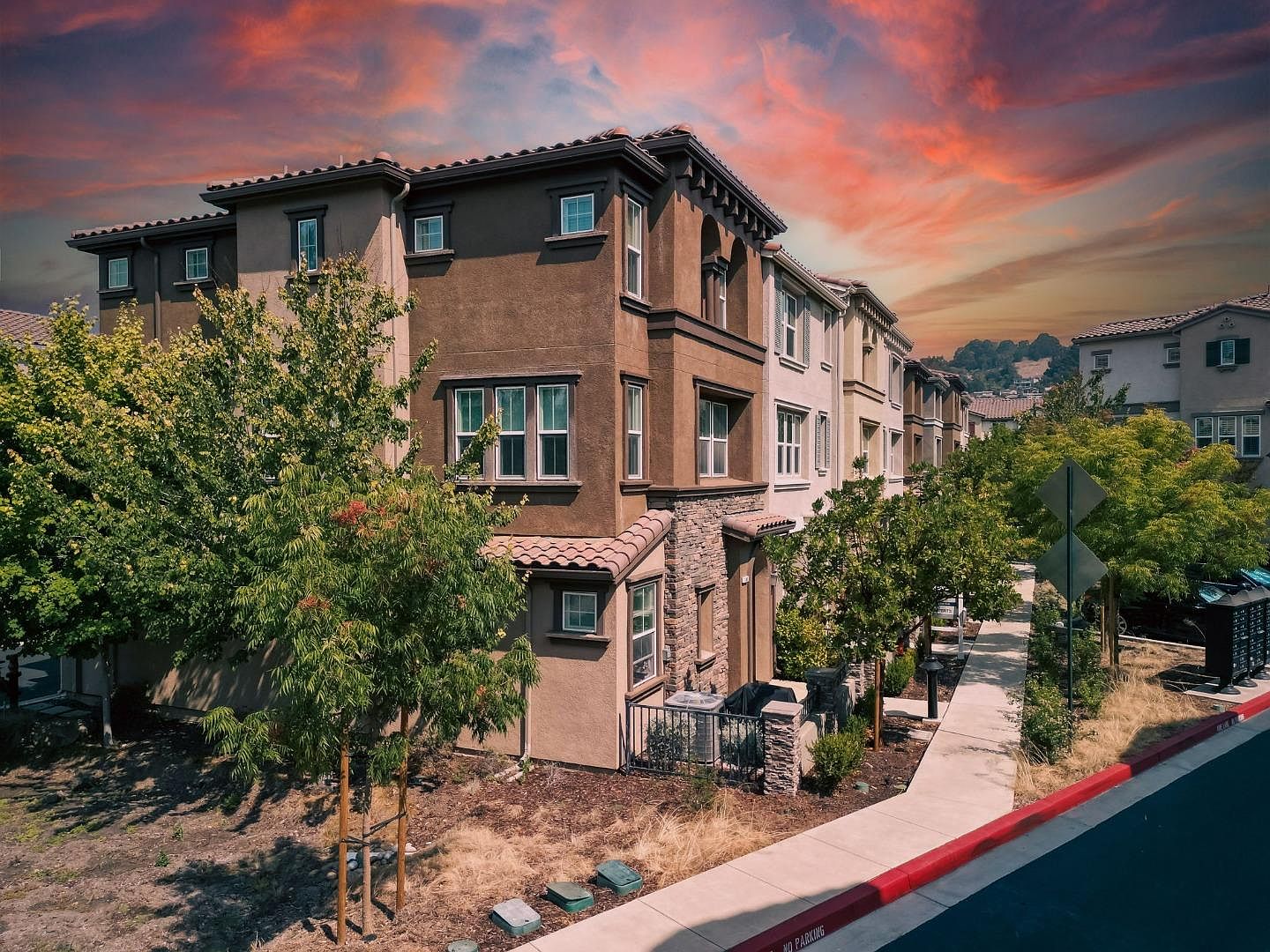 103 Cypress Loop, Hayward, CA 94544 | Zillow