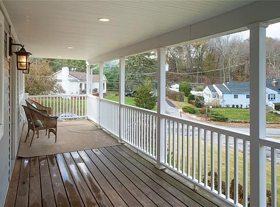 34 Colonial Dr, Mahopac, NY 10541 | Zillow